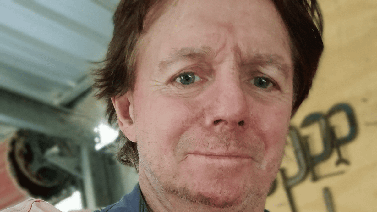Man suffers horrific injuries after jacked 6ft kangaroo puts him in ...