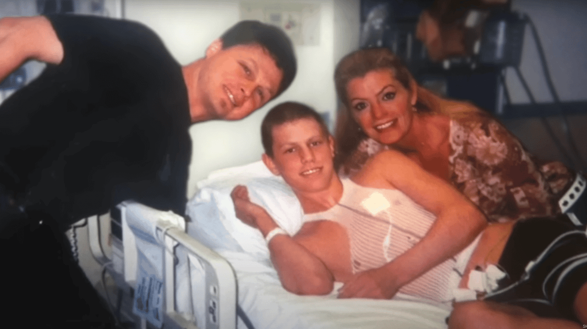 Man left in disbelief after photo confirmed what he saw during near ...