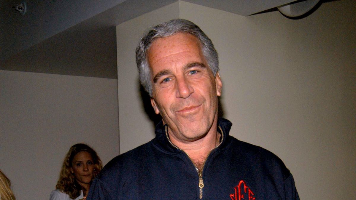 Attorney General lists 300 celebrities included in Epstein files and ...