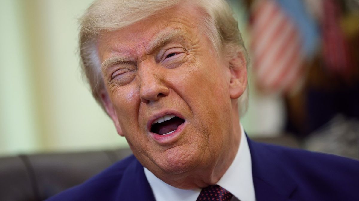 Donald Trump hits out at reporter for ‘having hatred in her eyes’ and ...