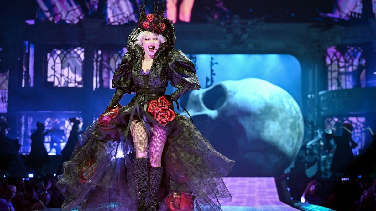 Lady Gaga fans share last-minute ticket hack as ‘breathtaking’ Mayhem ...