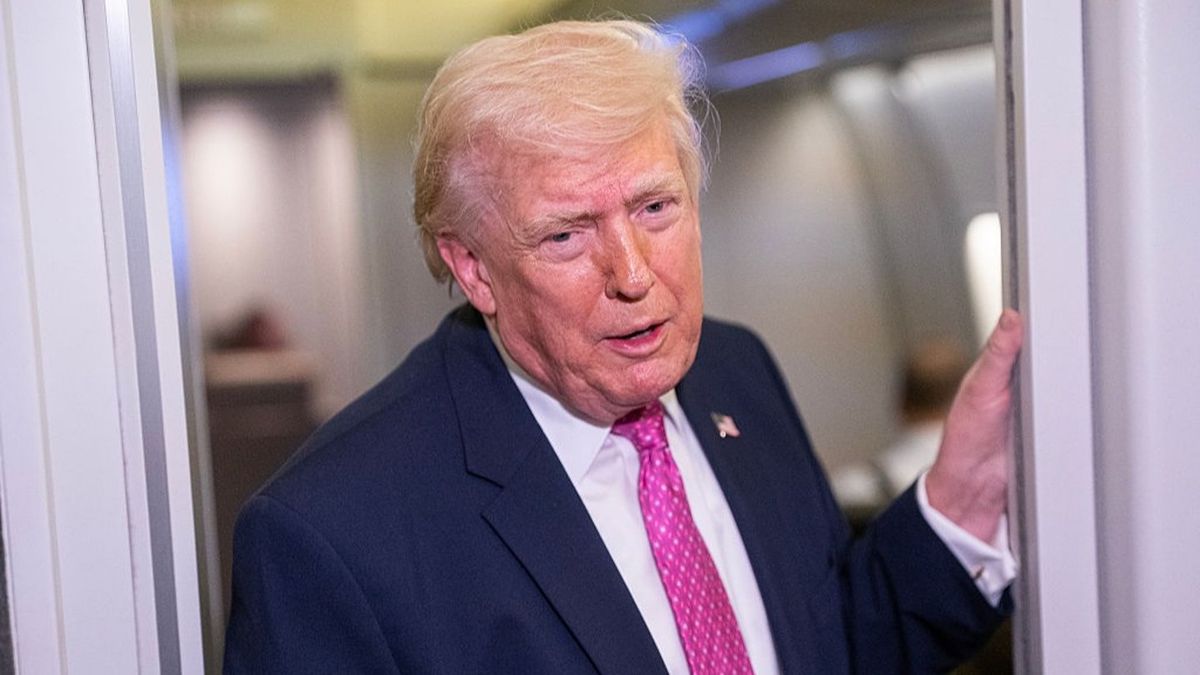 Psychologist explains why Donald Trump keeps repeating same striking ...
