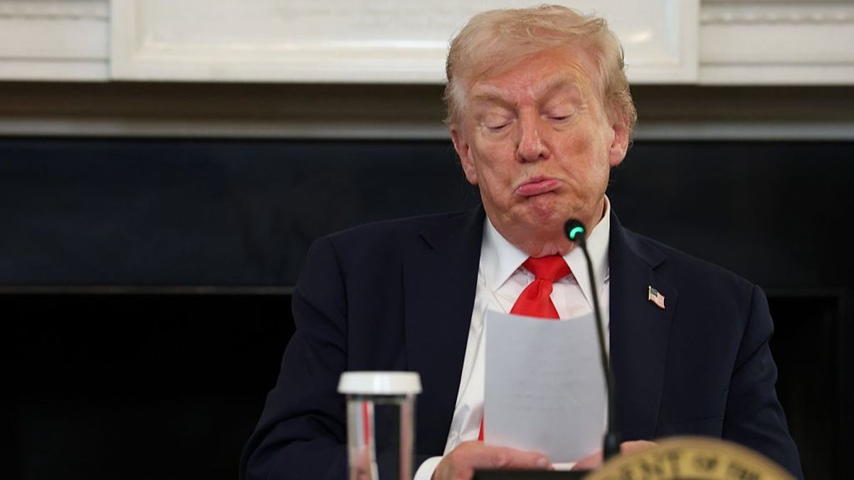 Urgent note handed to Donald Trump by Secretary of State has been ...