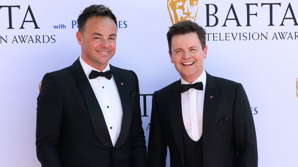 Ant and Dec delete latest announcement and issue apology following ...