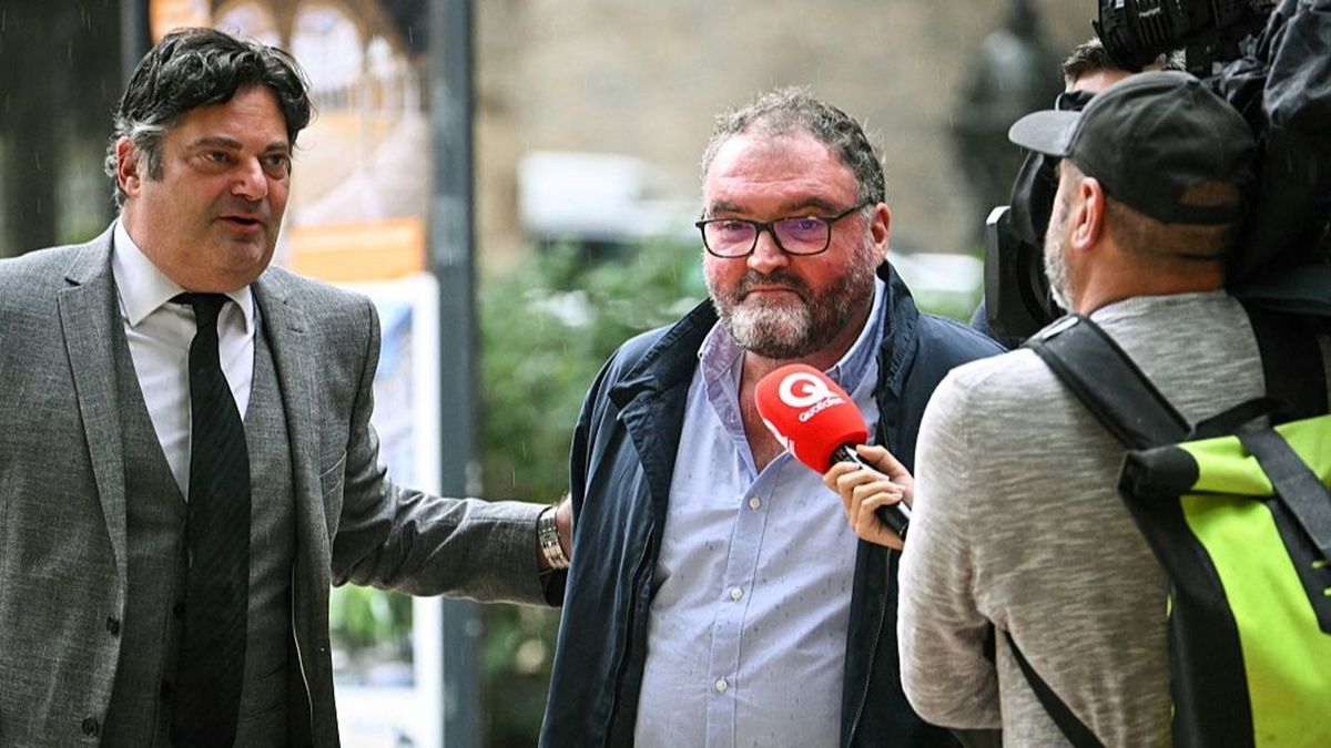 Doctor accused of poisoning patients so he could save their lives with CPR