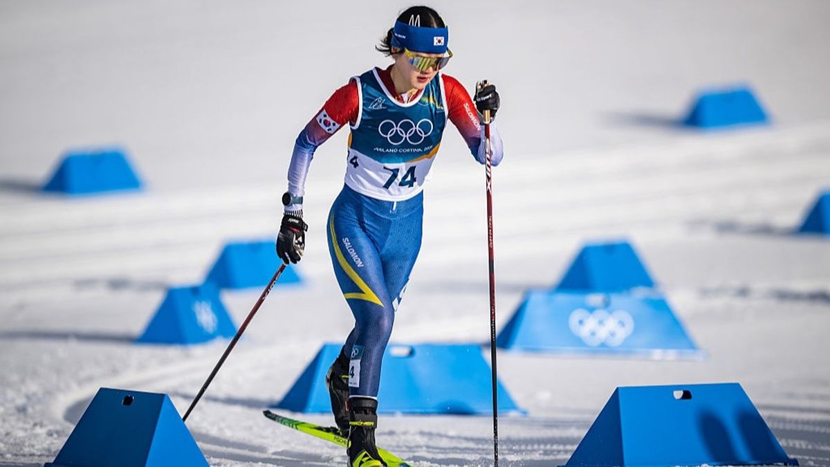 Two Winter Olympians banned after substance discovered on skis