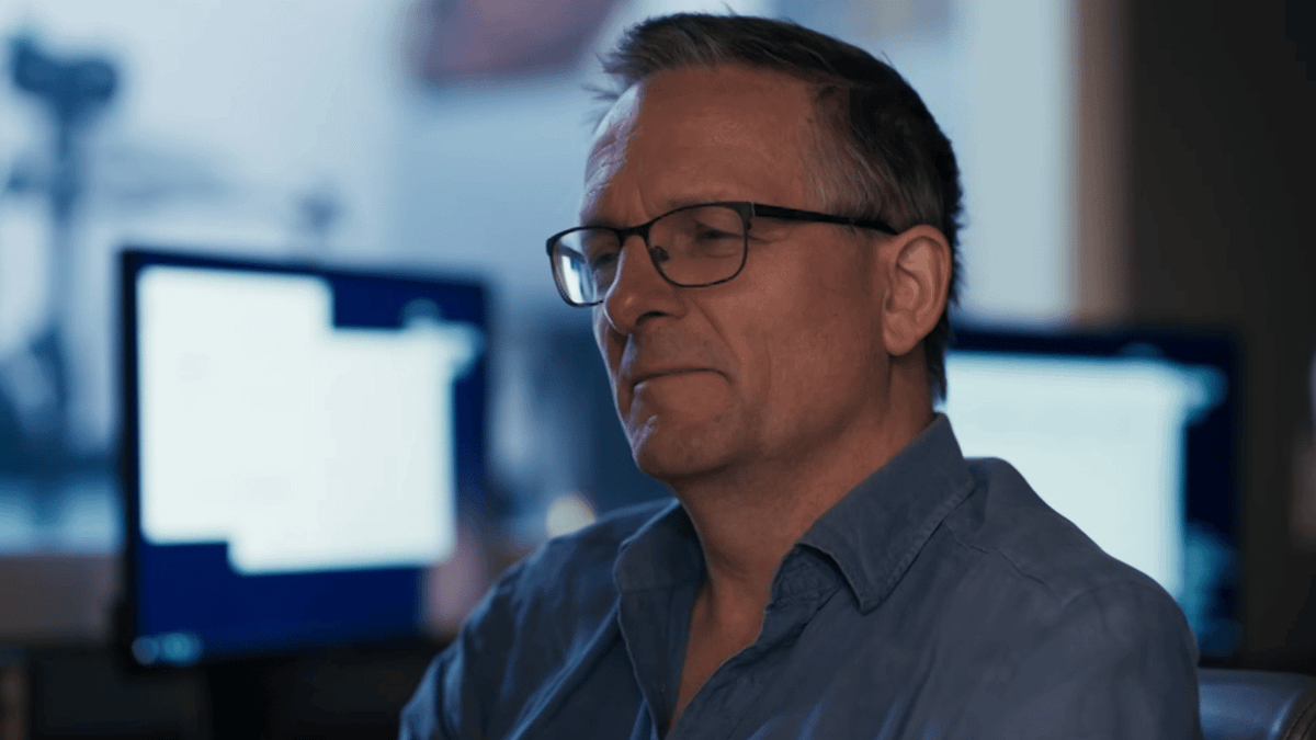 Michael Mosley reveals polar opposite hacks to make you live longer in ...