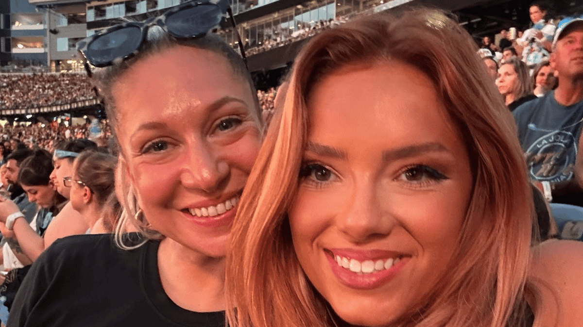 Woman who filmed 'Coldplay couple' reveals why she decided to share the ...
