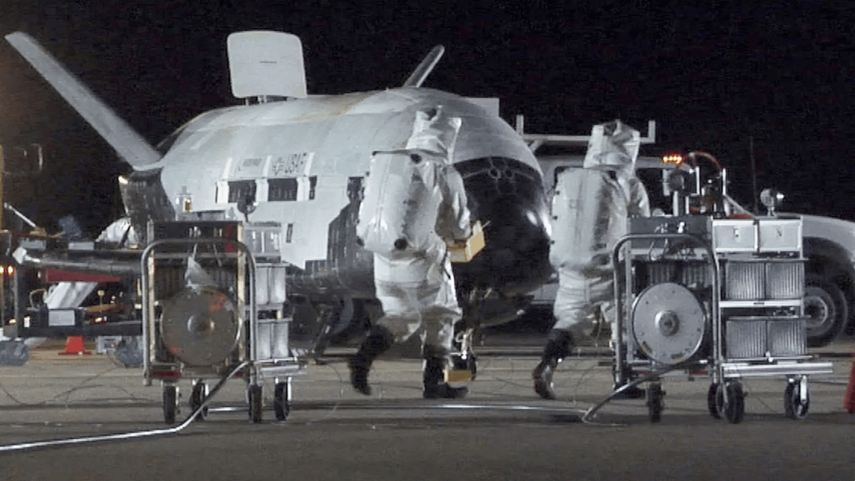 Secretive Space Force ship returns to Earth after spending 434 days in ...