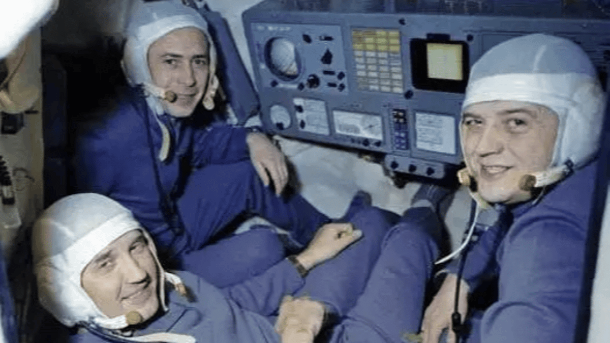 Russian cosmonauts became the only people to die in space after ...