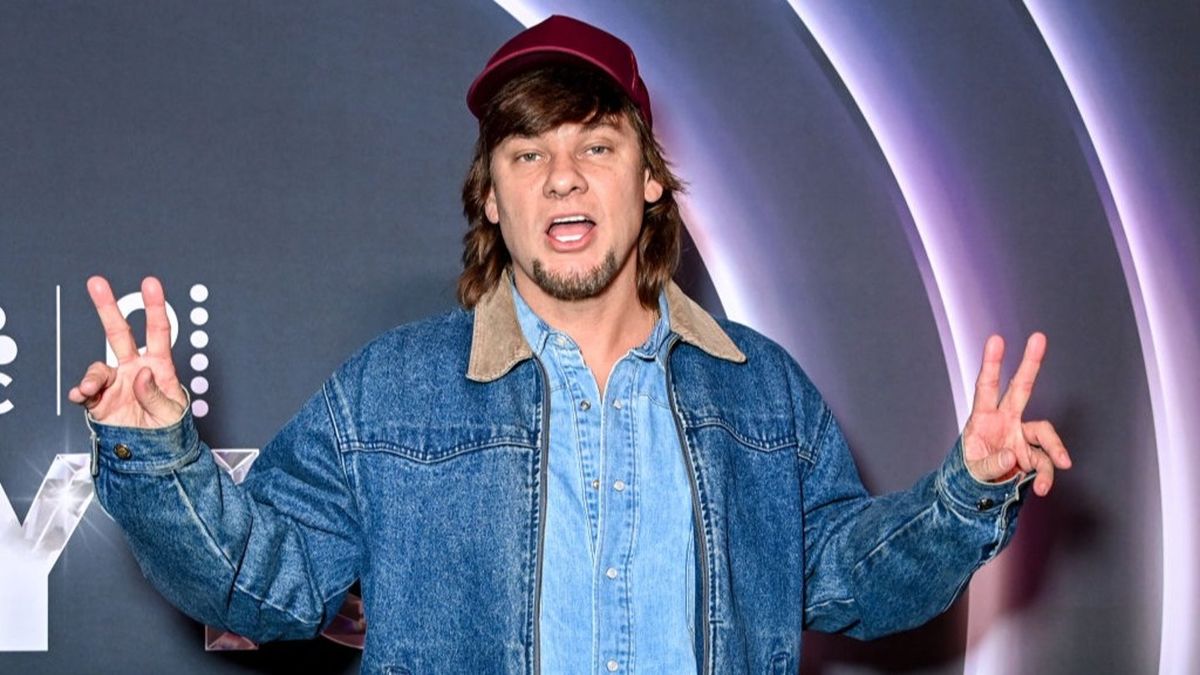 Comedian gives scathing response after US government uses his face in ...