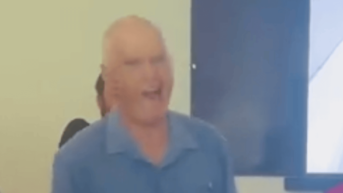 ‘Barking dog man’ has recreated his legendary growl in public 14 years ...