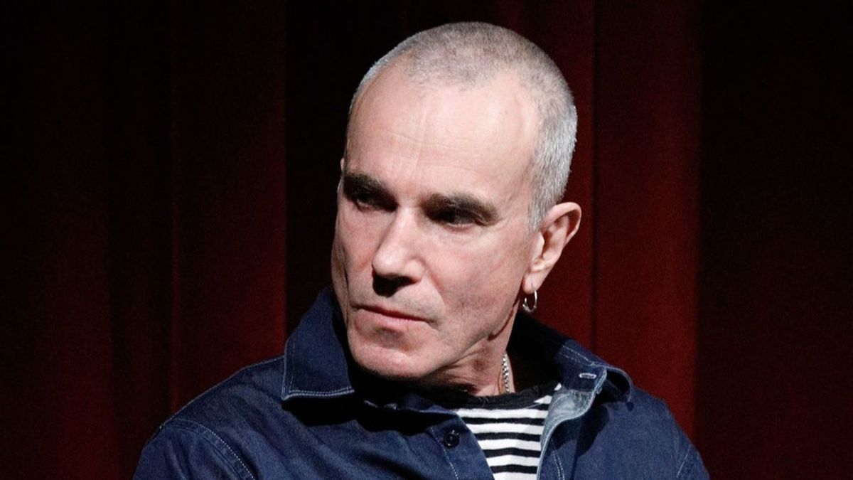 Daniel Day-Lewis addresses completely disappearing from Hollywood