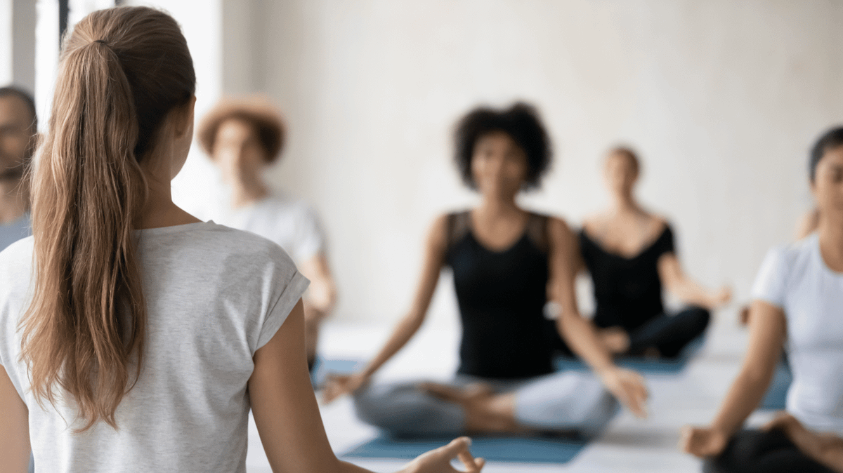 Yoga teacher loses her job for telling influencer not to drink water ...