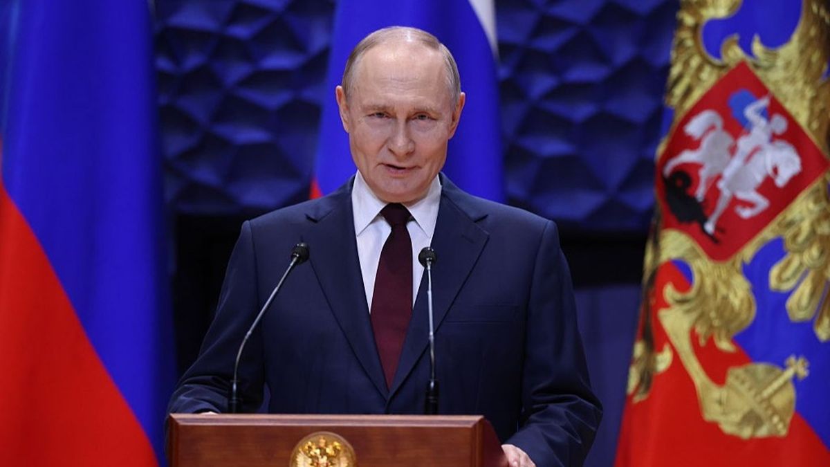 Putin propagandist issues terrifying warning after threatening to ...