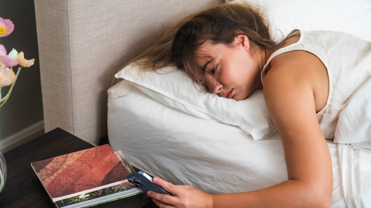 Doctor issues immediate warning to anyone sleeping in one position