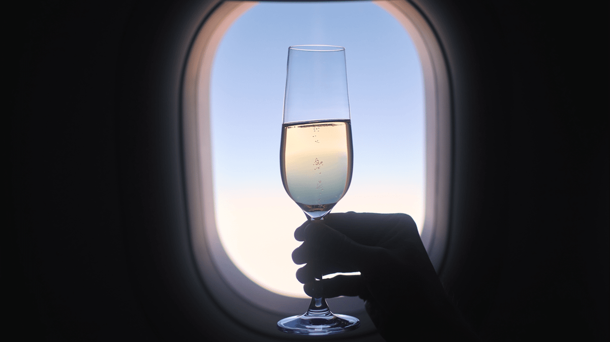 Travel experts reveal the secret to getting free first class upgrade ...