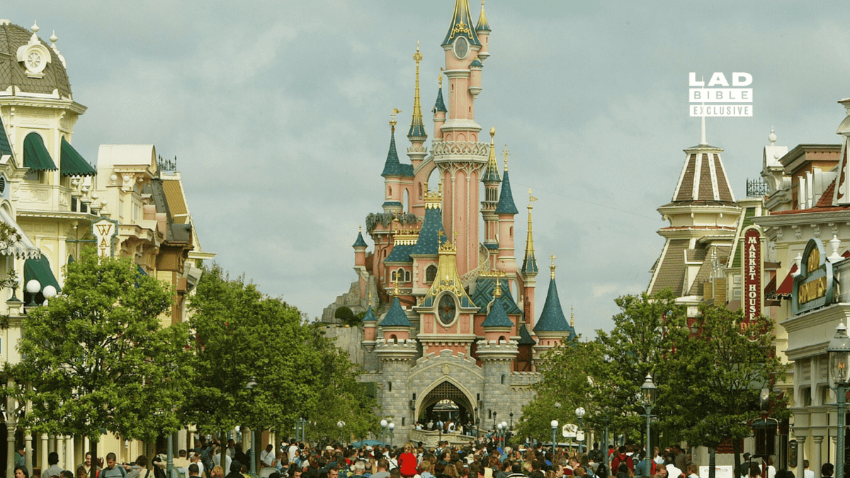 Agency responds over Brit's 'fake Disneyland wedding to girl, 9,' after ...