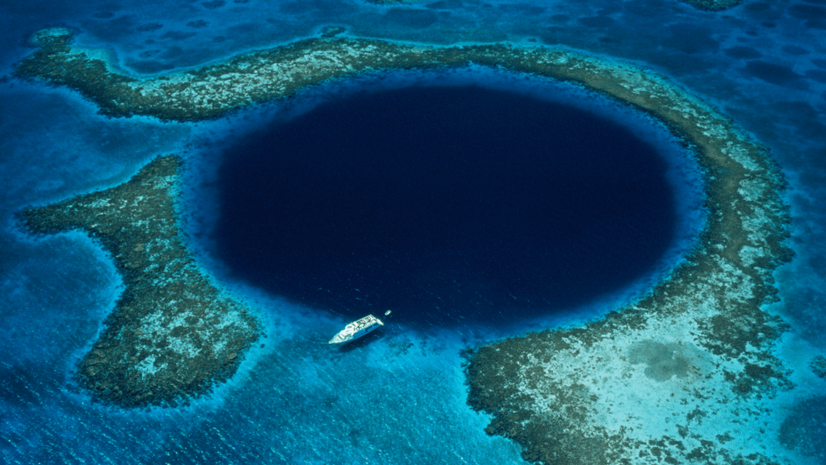 Scientists drilled sample from bottom of 400ft Great Blue Hole and ...