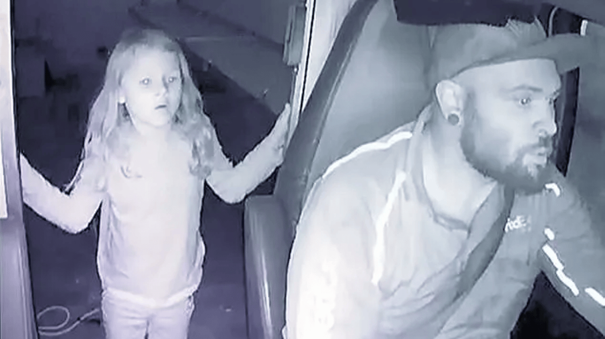 Victim's mother makes heartbreaking fashion statement as FedEx driver ...