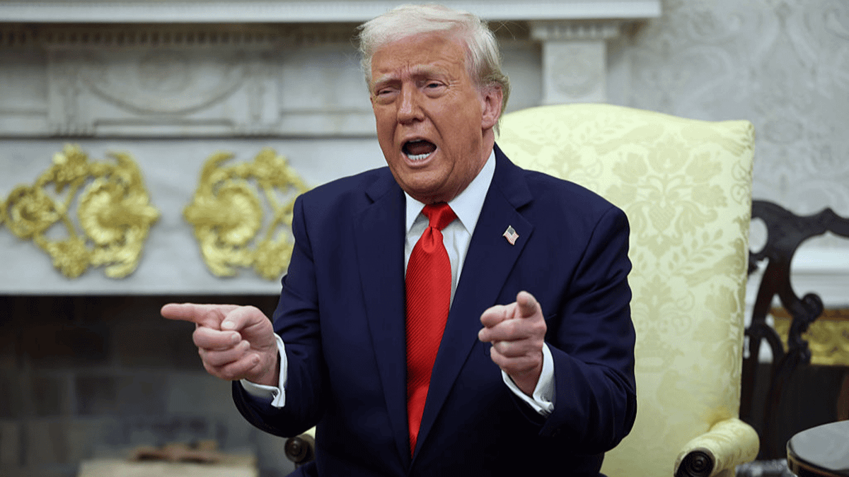 Donald Trump hit with blow after vowing to ban specific passports