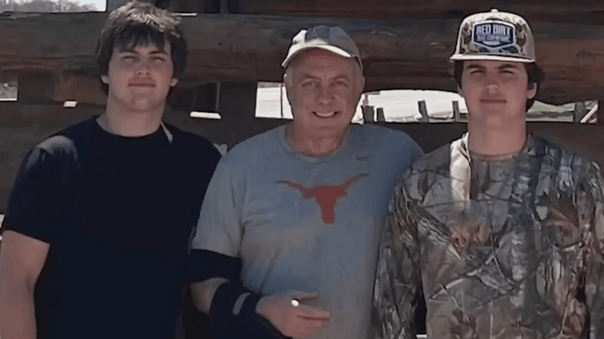 17-year-old student dies in twin brother’s arms after being stabbed at ...